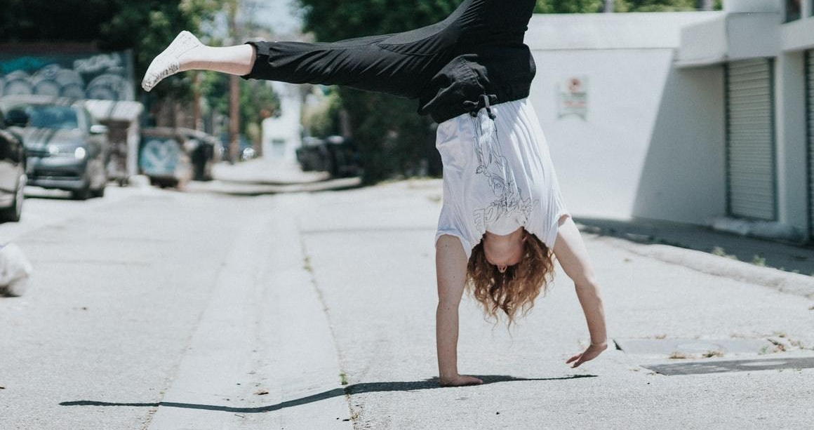 5 Easy Tips to improve your Cartwheel! - The Gym Spot